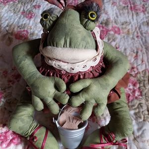 Accents | Adorable Cottage Fairycore Frog Plush Decor | Poshmark